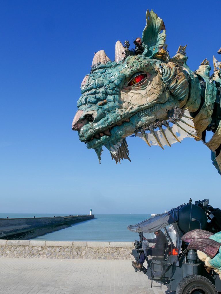 Le Dragon de Calais - En Vrai, c'est dans le Pas-de-Calais
